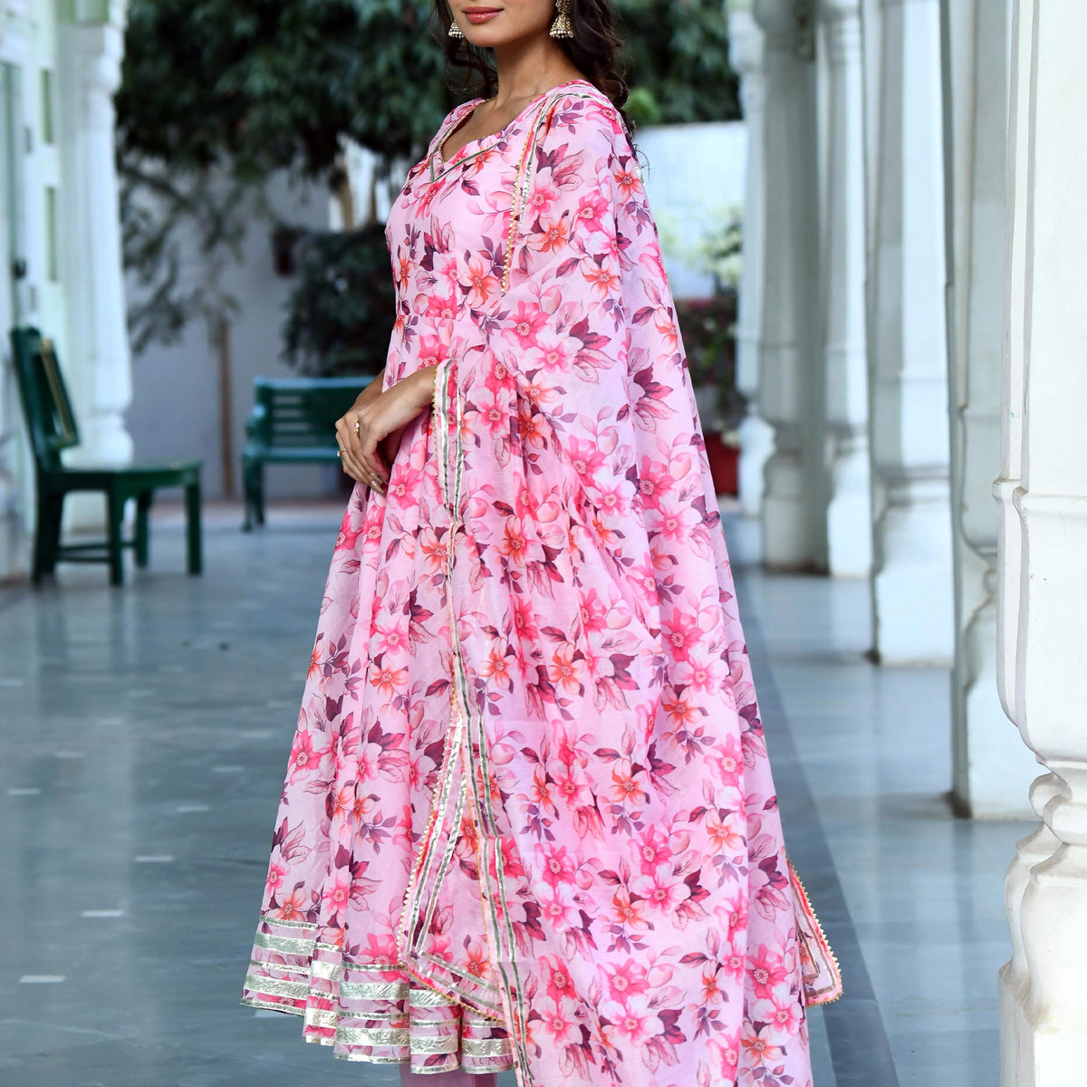 Pink Floral Anarkali suit set BY SUTI KAPDA -3PC SET – SUTI-KAPDA